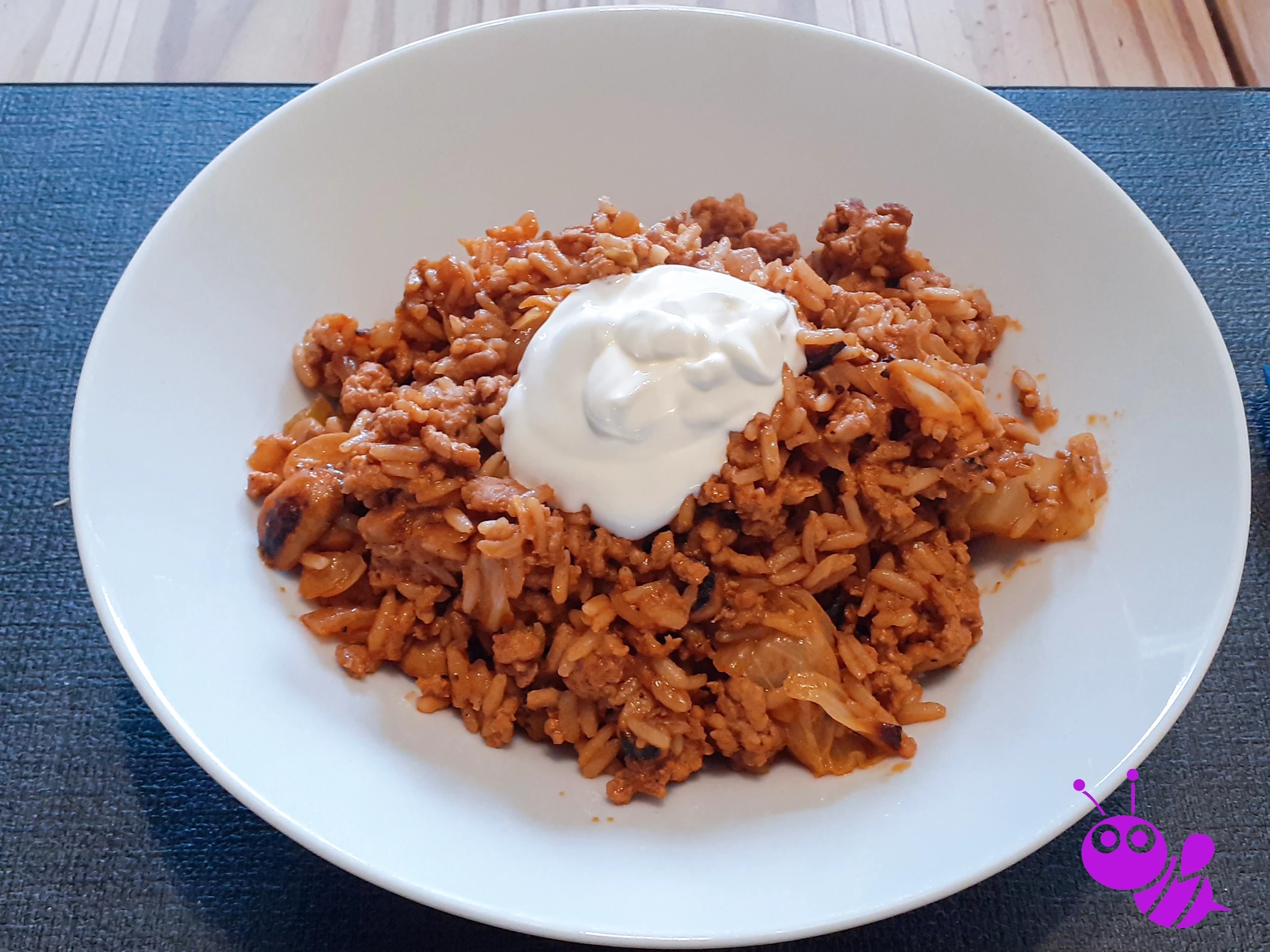 Spitzkohl-Hack-Pfanne mit Reis – Bine's Hexenküche